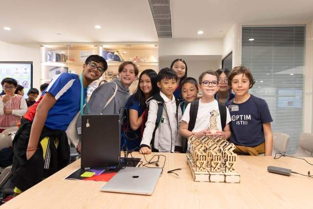 ECA Robotics – Friendly competition at the Victoria and Shanghai Academy