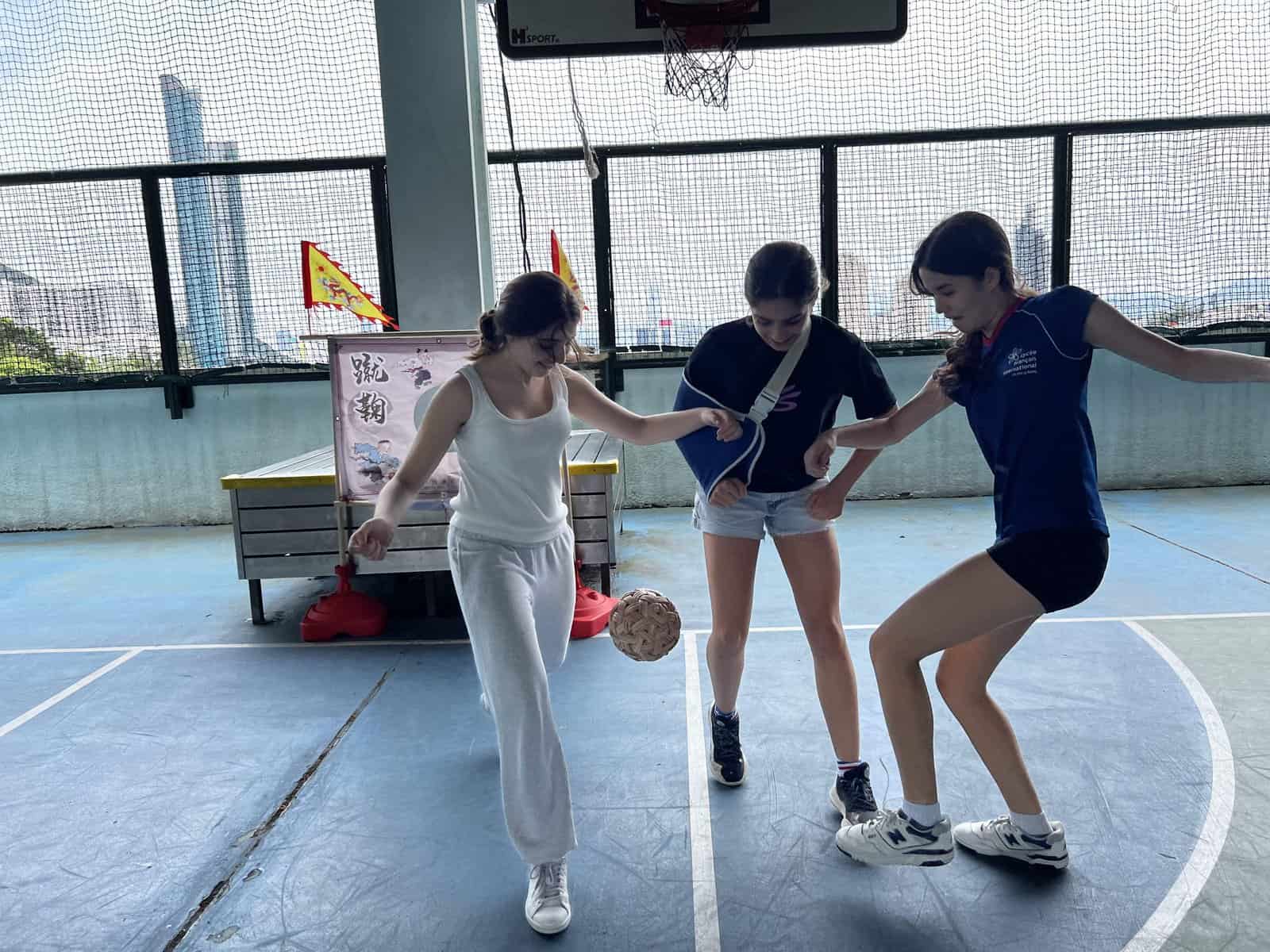 Language May – Traditional Chinese sports day